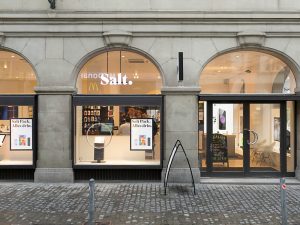 Best Salt SIM Card for Tourists in Switzerland in 2025